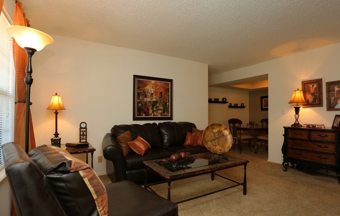 Tulsa, OK Apartment Photos, Videos, Plans | Brittany Square Apartments ...