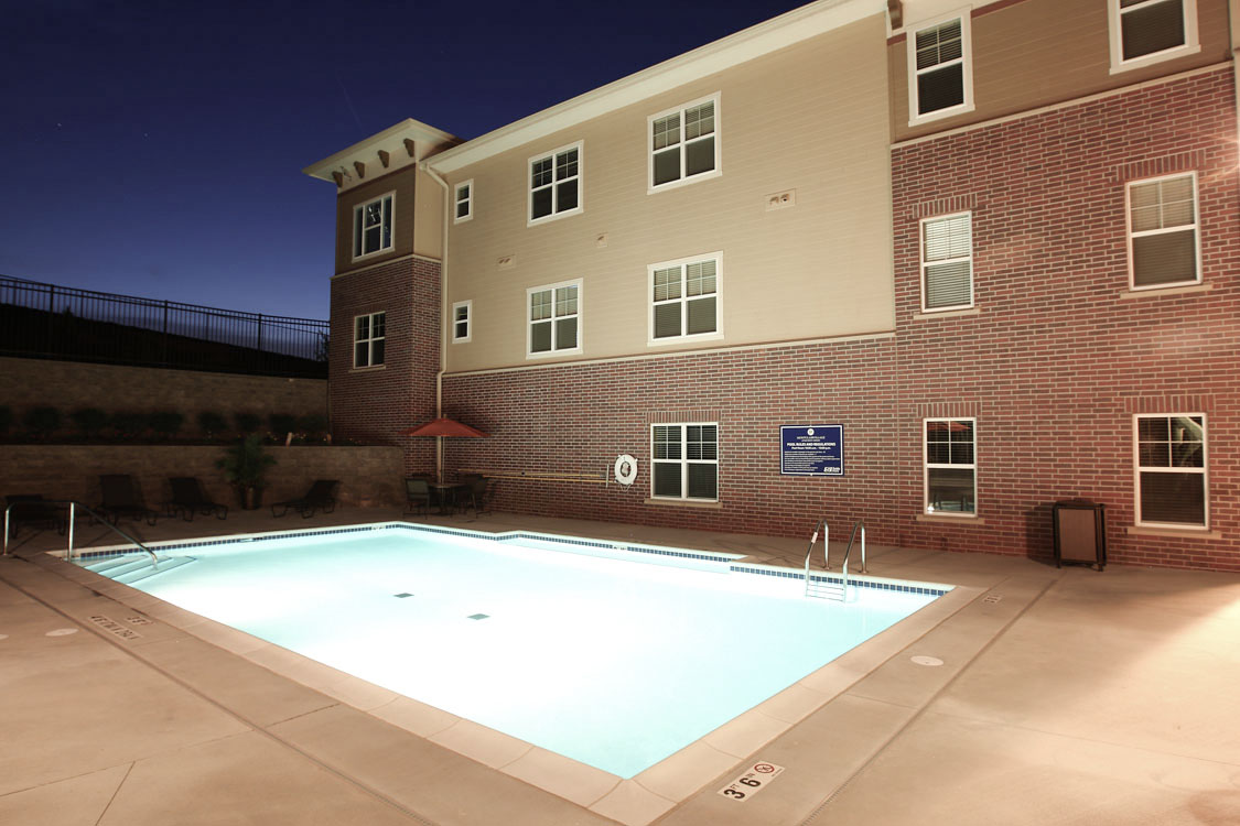 Omaha, NE Apartment Photos, Videos, Plans | Montclair Village in Omaha, NE